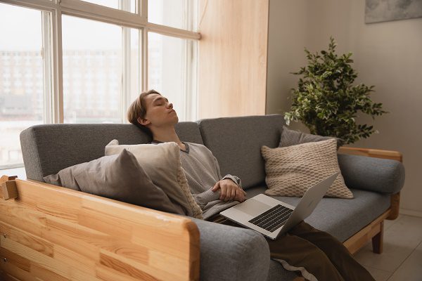 8 Penyebab Sering Mengantuk Padahal Sudah Tidur Cukup | Blogger ... 8 Penyebab Sering Mengantuk Padahal Sudah Tidur Cukup | Blogger ...
