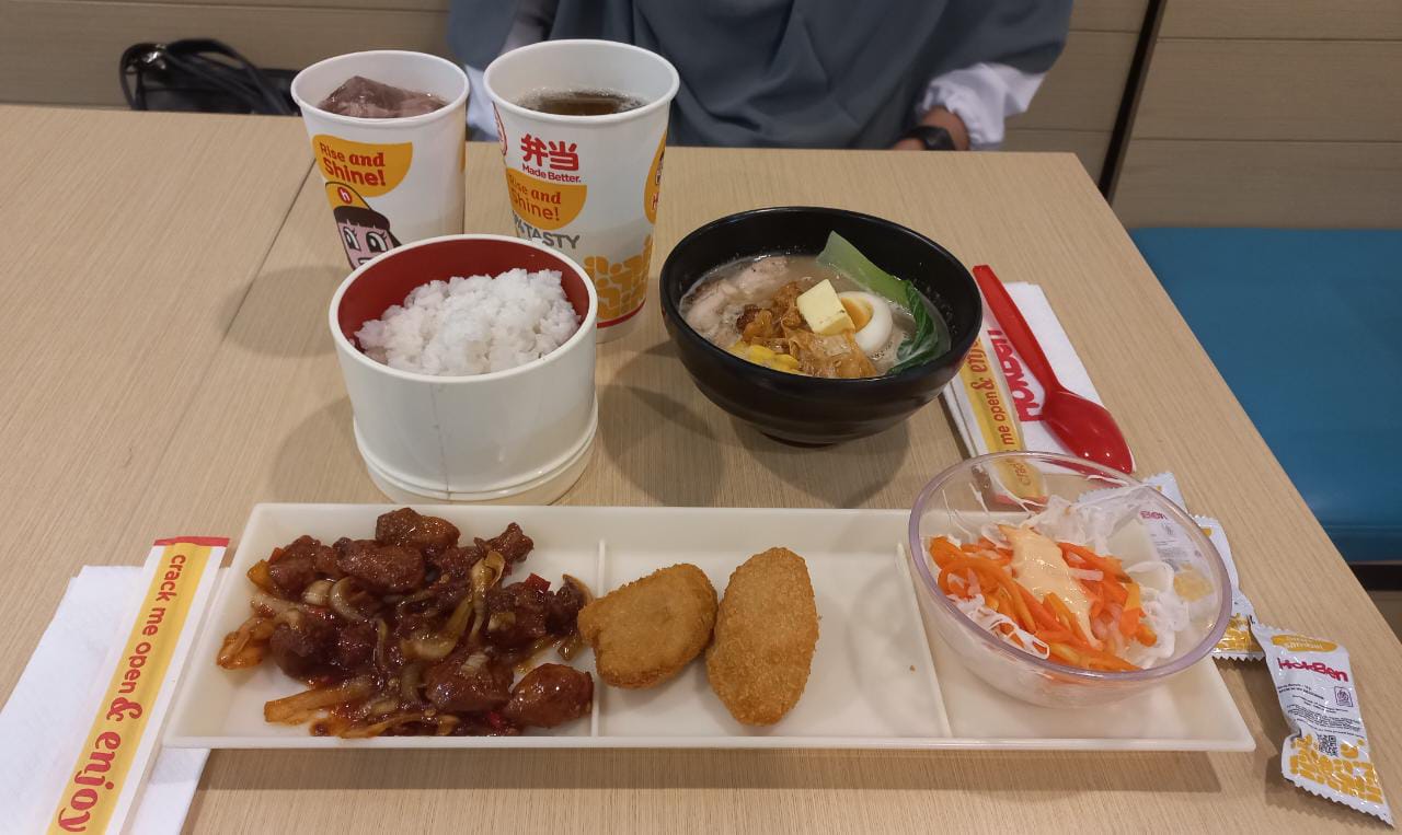 Pertama kali makan HokBen | Blogger Perempuan Network